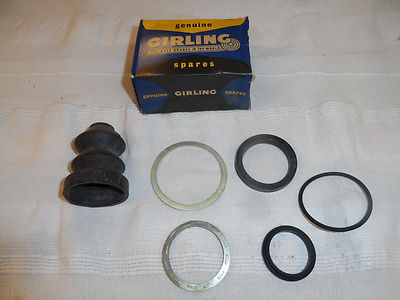 * AUSTIN 8 TON UNDERFLOOR ENGINE 160 180 1963-ON BRAKE MASTER CYLINDER ...