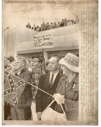 ANTI-WAR Protester @ GEORGE WALLACE Rally, ALBUQUERQUE USA 1967 VTG ...
