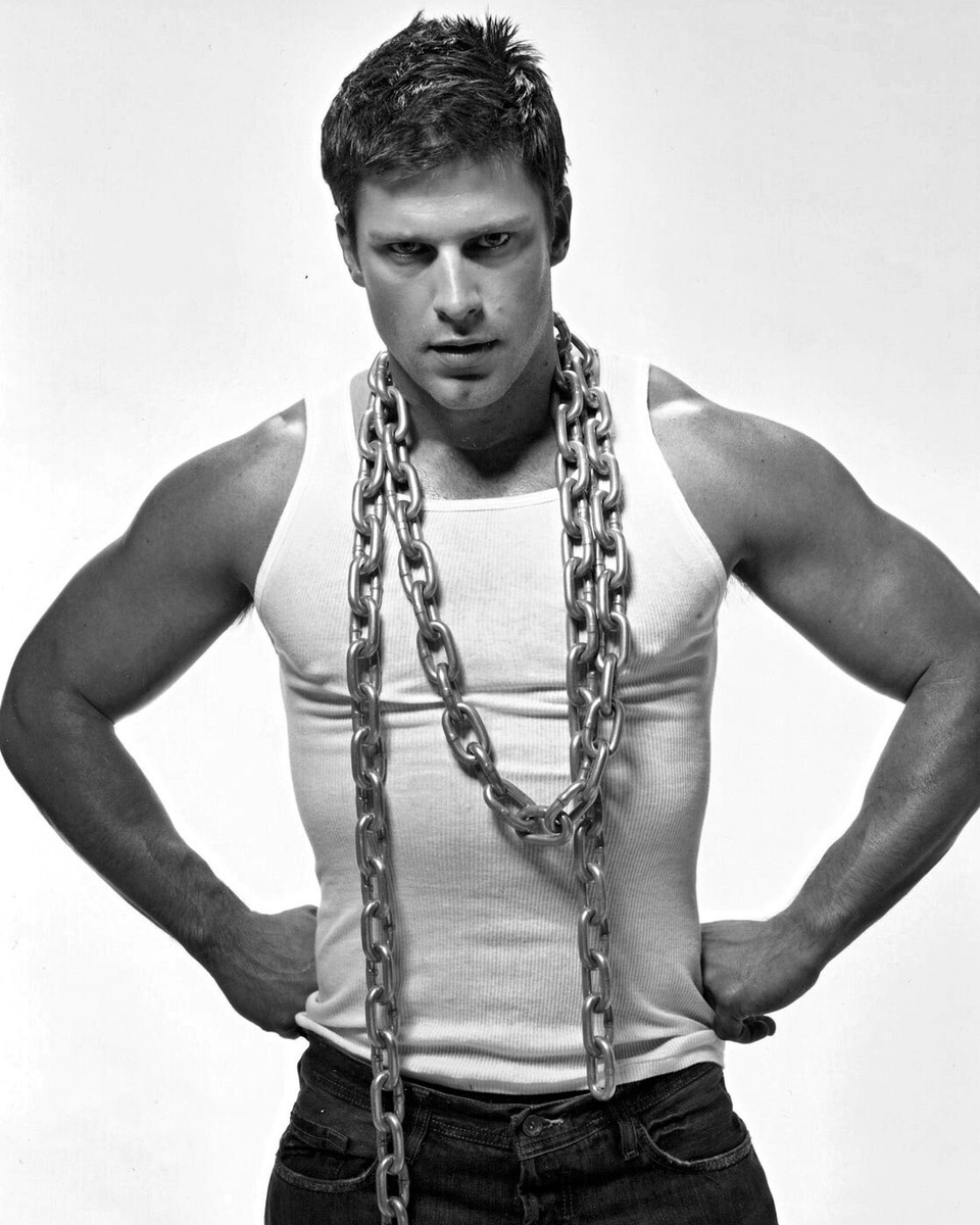 Greg Vaughan Body