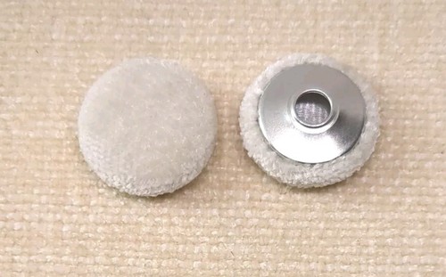 Chalk Crushed Velvet 36L/23mm Upholstery Tape Back Buttons (Off White ...