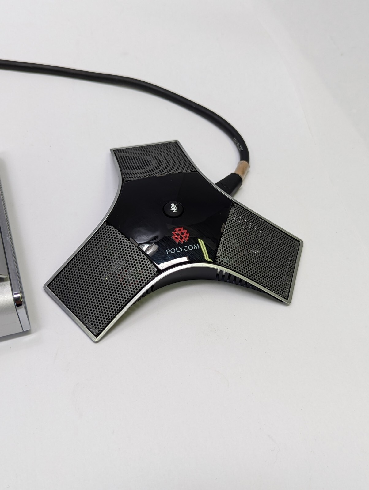 Polycom Trio VisualPro, Group 310, w/ MPTZ-8 Camera + Remote, 2201 ...