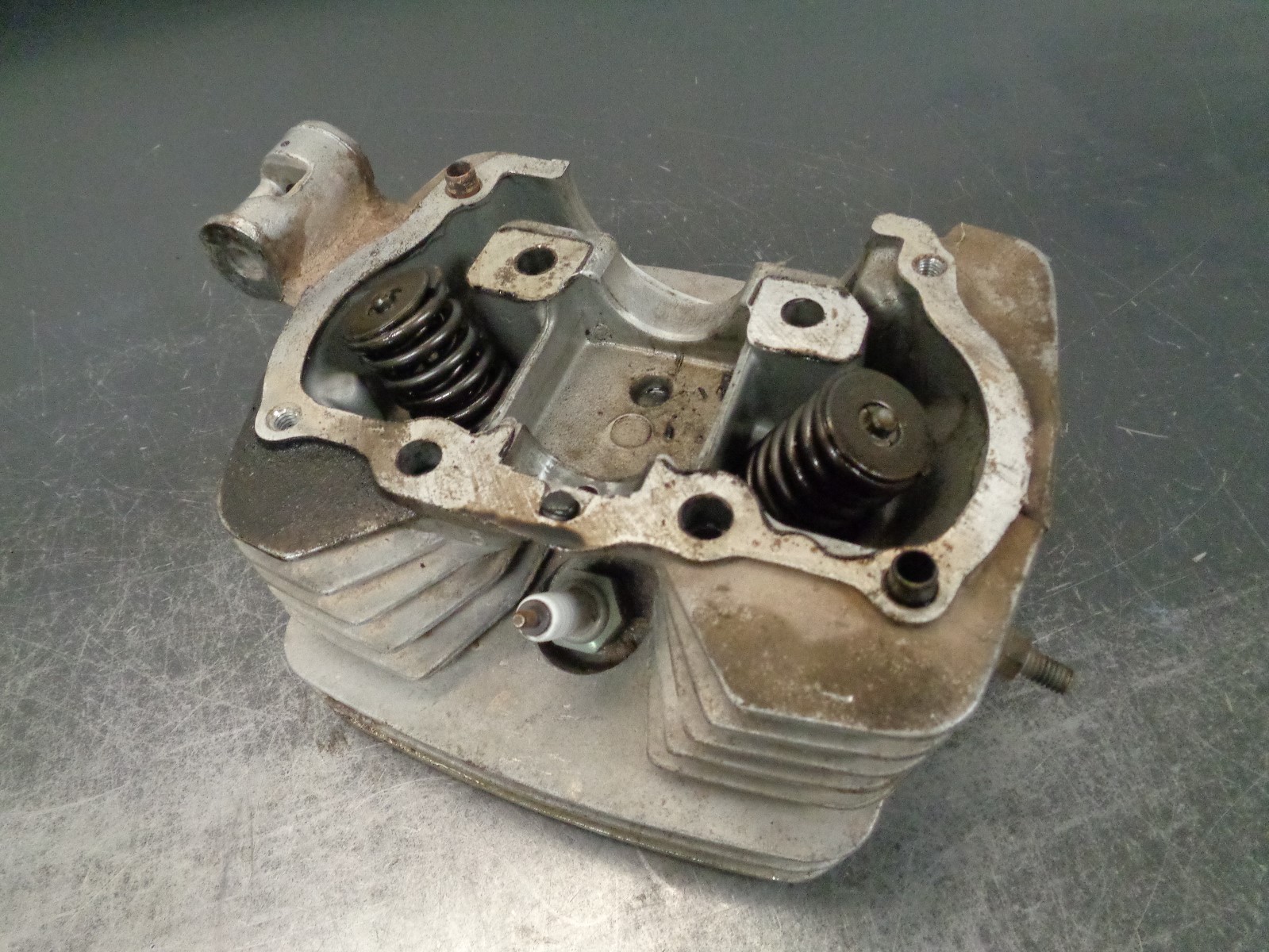 '84 1984 84 HONDA ATC 200 ES 200ES 3-WHEEL ENGINE MOTOR CYLINDER HEAD ...