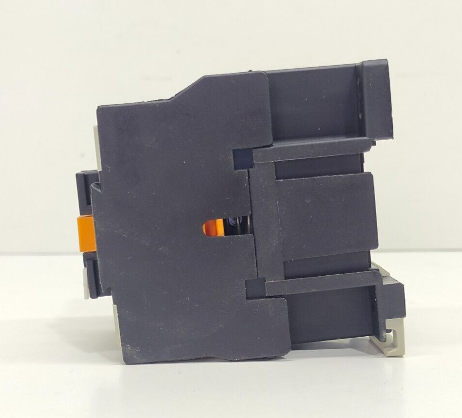 Telemecanique CA2DN22 110 V Coil Control Relay for sale online | eBay