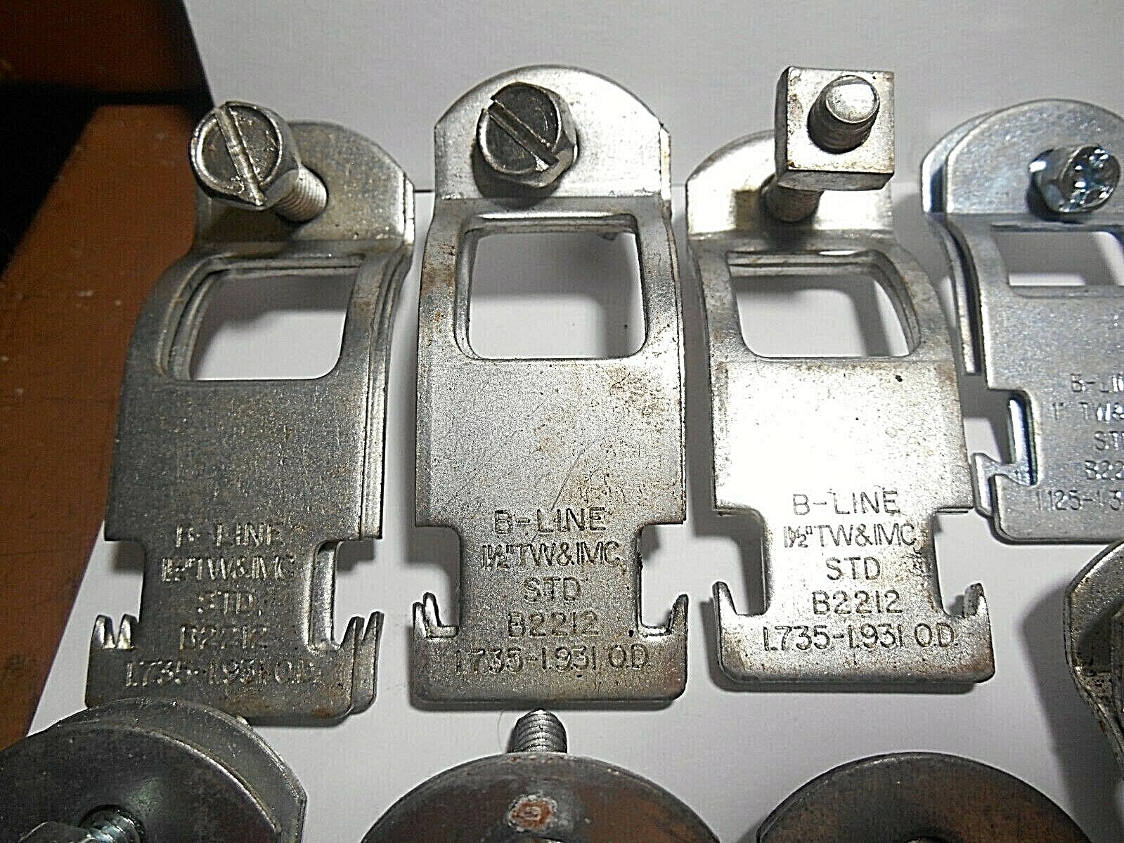 LOT OF 23 ASSORTED B-LINE CONDUIT CLAMP STRUT STRAPS 1/2", 1", 1-1/2 ...