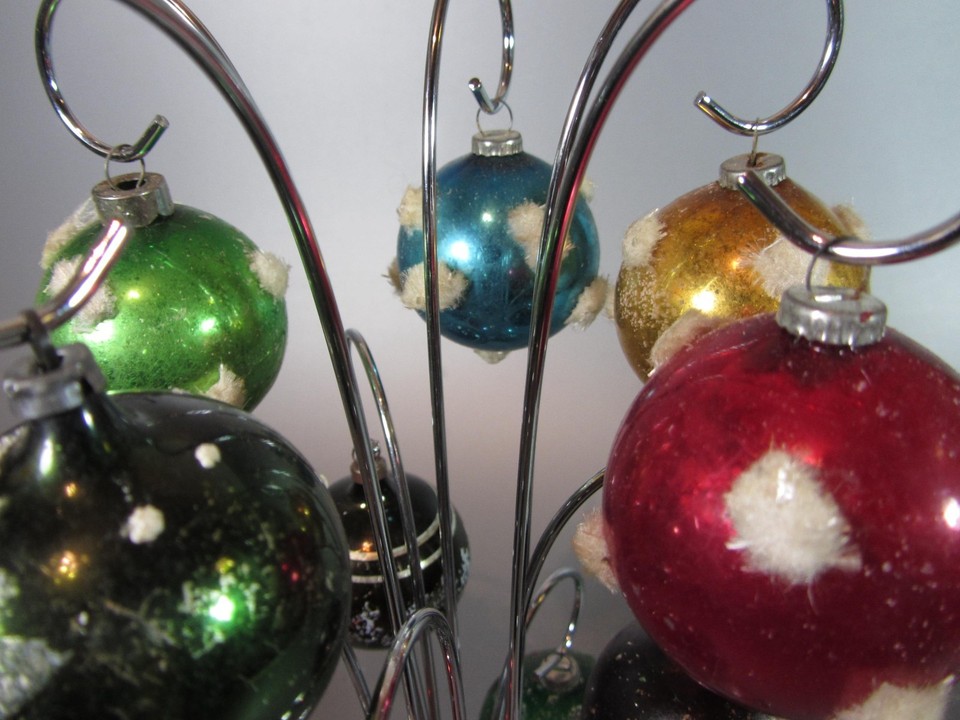 Vintage 12 Assorted Japan Mercury 2" Glass Atomic Ornaments Dot Plush ...