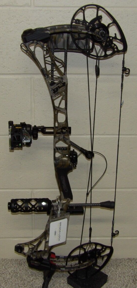 NEW Loaded Mathews Lift 29.5 Bow Package - Mossy Oak Bottomland Finish ...