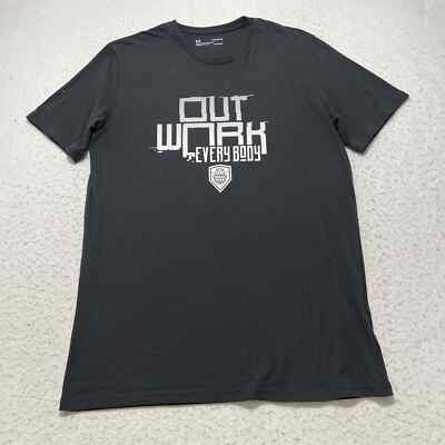 Under Armour HeatGear Men's Medium Loose Fit Short Sleeve Out Work ...