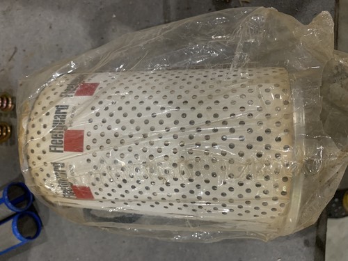 Fleetguard HF6059 Hydraulic Filter Fits Case-IH 9170,9180 New Open Box ...