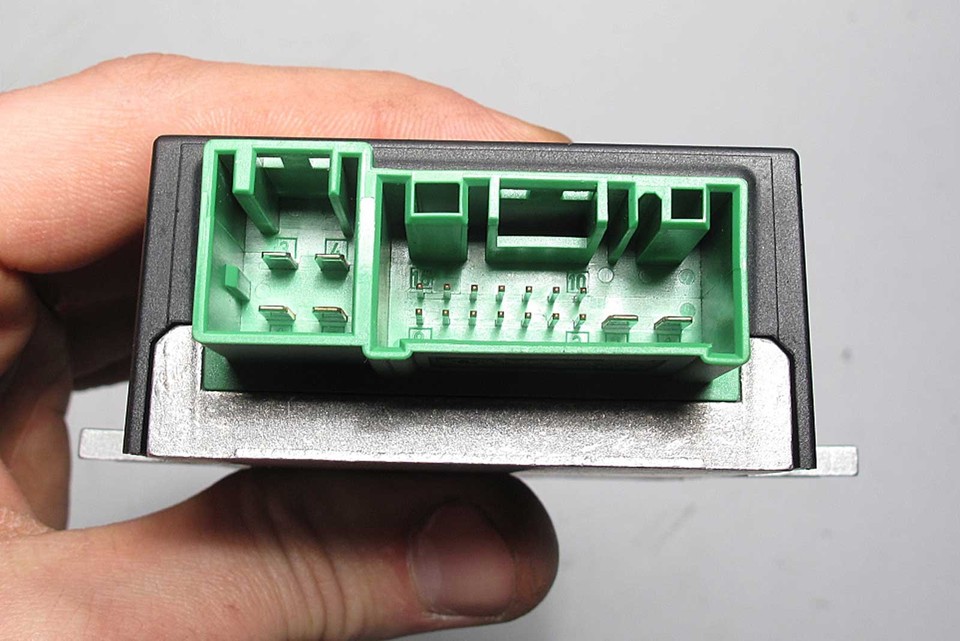 BMW E90 E92 M3 //M S65 Fuel Pump EKP Control Module w Pigtail 2008-2013 ...