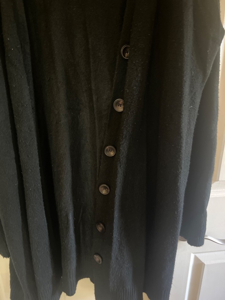Devotion by Cyrus black sweater long coat style xl no pockets has ...