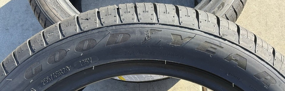 TWO NEW 285/40R20 108V Goodyear Eagle Sport All Season ROF Run Flat MOE ...
