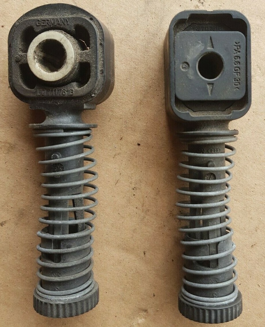 VW PASSAT B7 CC TDi GEAR BOX CABLE LEVER RUBBER RODS ADJUSTERS PAIR ...