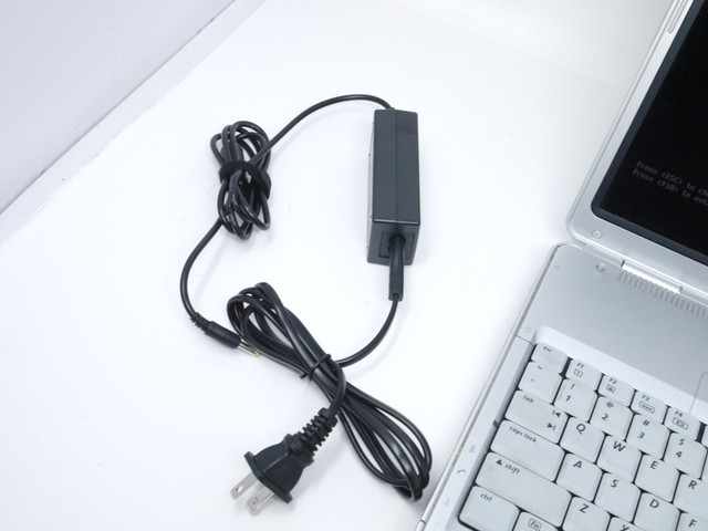 Compaq Presario V2000 - Celeron M 1.4 GHz 40 GB HDD 4200 rpm 14ï¿½ï¿½ï ...