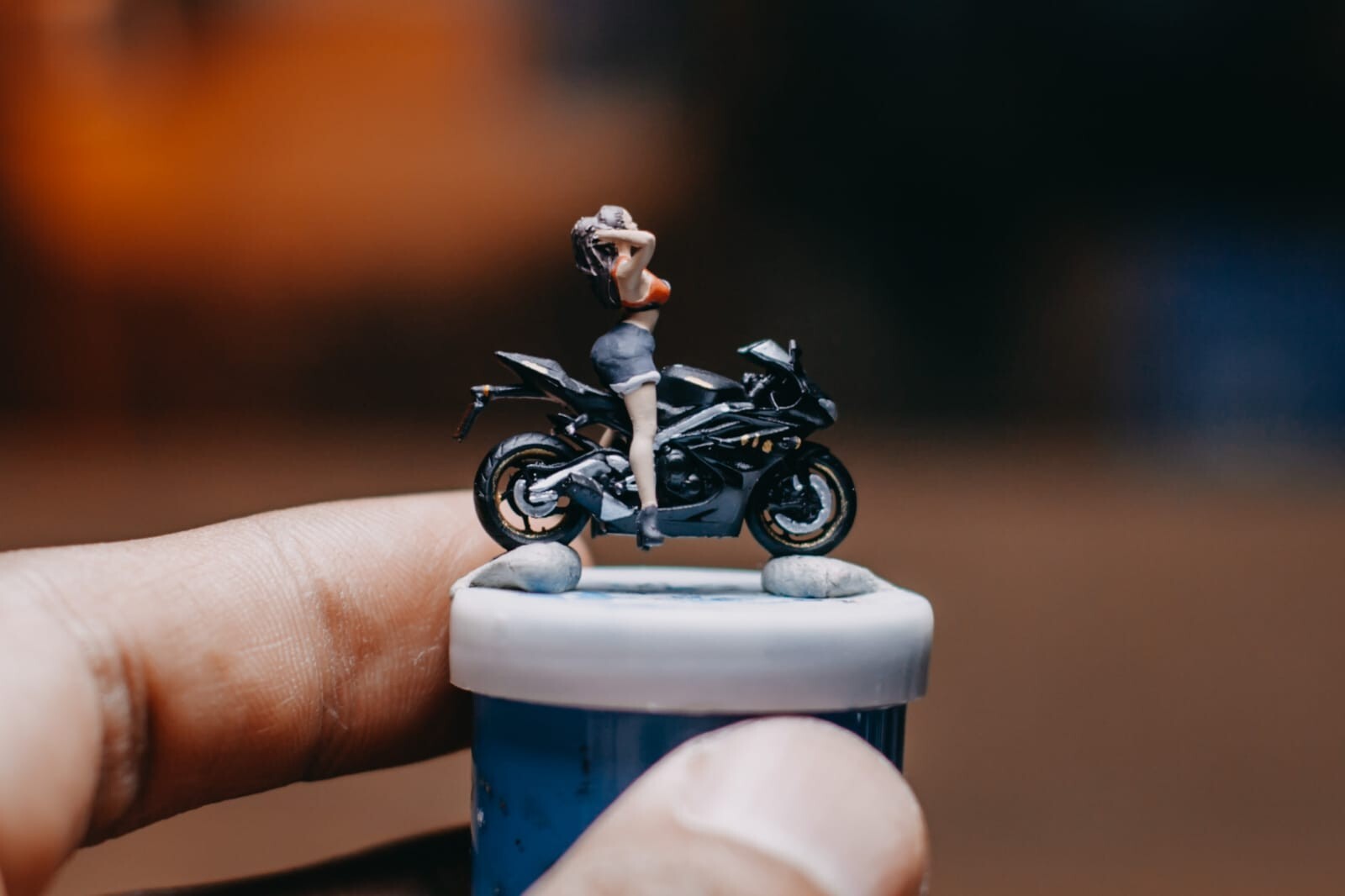 Lady Motorcycle Rider Biker #4 HO 1/87 1/64 miniature figure no preiser ...