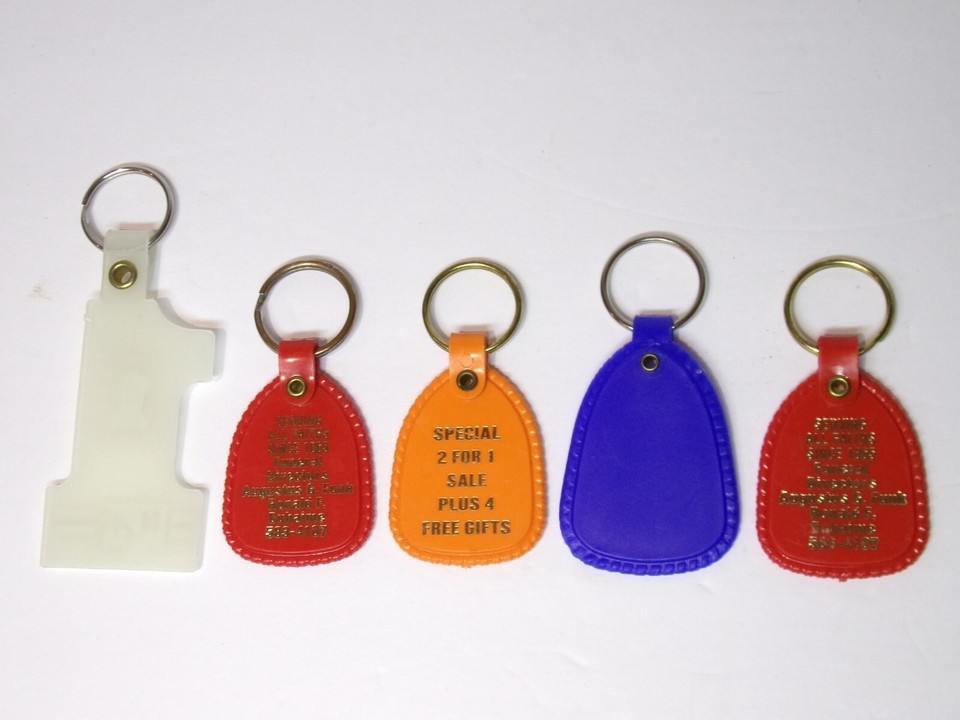 Vintage 1970's/1980's Plastic Key Chains Advertising Businesses Lot Of ...