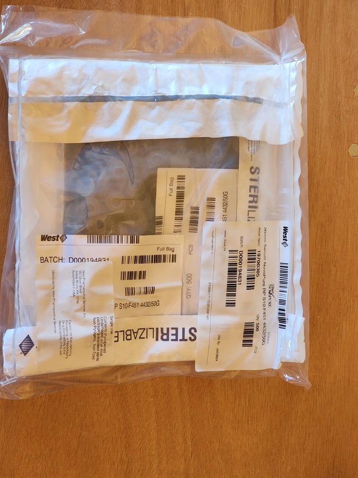 20mm Serum NovaPure® Ready-to-Use Chlorobutyl 4432/50 Stoppers, 500 Pcs ...