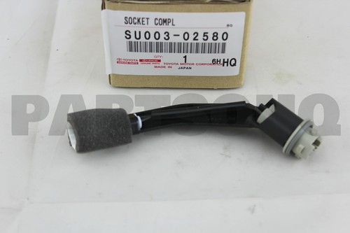 SU00302580 Genuine Toyota SOCKET & WIRE, FRONT MARKER LAMP SU003-02580 ...