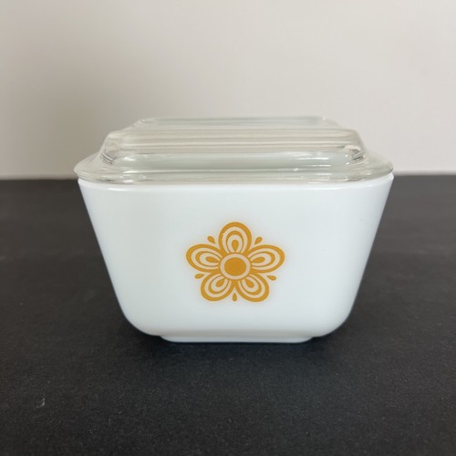 Vintage PYREX Butterfly Gold (501-B) 1.5 Cup Refrigerator Dish w/ Lid ...