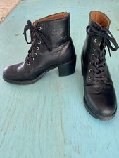 Frye Berwick 87430 Mens 7 Lace up Ankle BOOTS Vibram Sole Cognac. Read ...