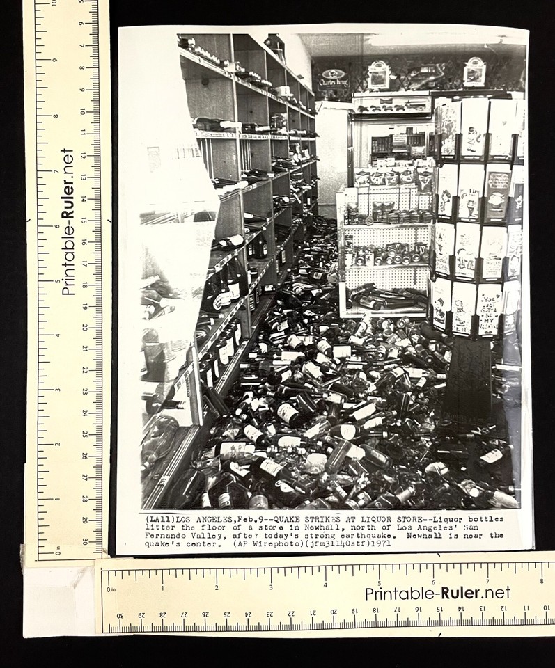 1971 Newhall Los Angeles CA Earthquake Damaged Liquor Store VTG Wire ...