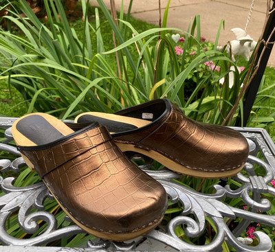 Bjork Swedish comfort copper metallic embossed leather clogs size 40 | eBay