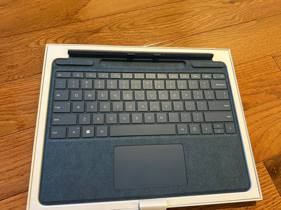 Sapphire - Microsoft Surface Pro 11,10,9,8,X Signature Keyboard Type ...