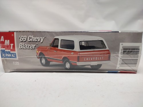 Vintage AMT '69 Chevy Blazer 1:25 Scale Metal Body Model Kit Chevrolet ...