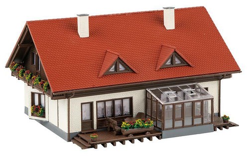 131549 Faller Ho Home Family House Kit Of Mount Scale 1:87 | eBay