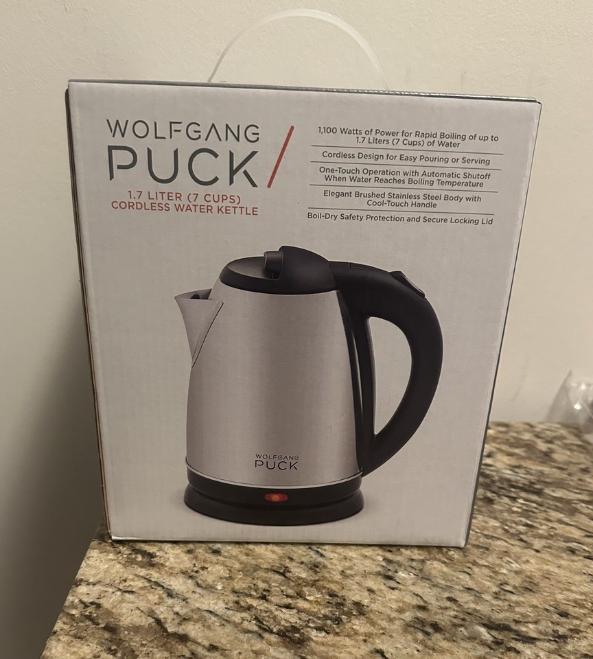 Wolfgang Puck 1.7 Liter Water Kettle Cordless Electric Tea Kettle 1.7 L ...