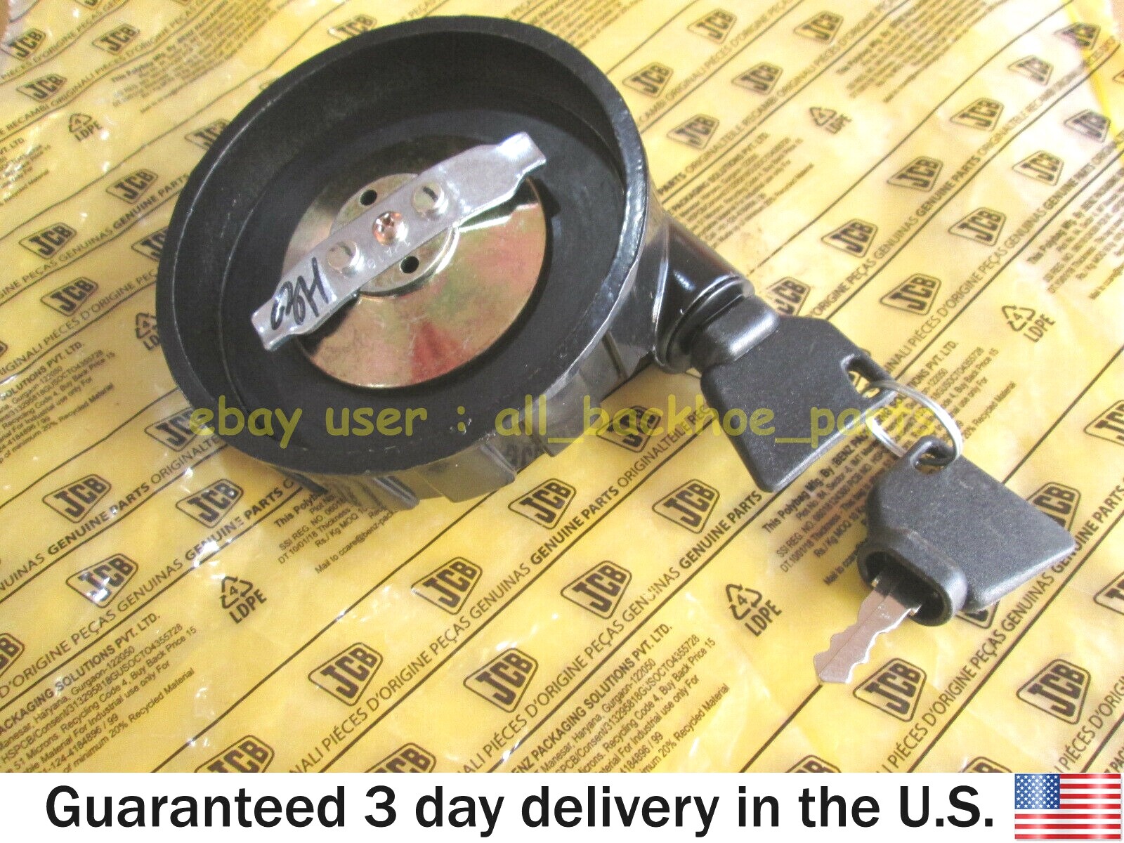 JCB BACKHOE- GENUINE DIESEL FUEL CAP WITH 2 KEYS (123/05892 331/33064 ...