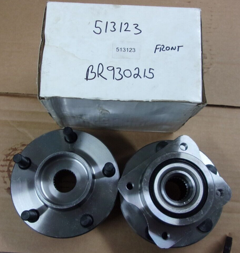 513123 PAIR OF WHEEL HUBS DODGE/CHRYSLER MIN VAN | eBay
