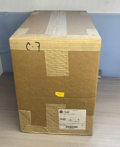 Allen Bradley 2094-BM05-M /A Kinetix 6200 Axis Module 400/460V 40A Inv ...