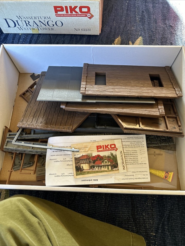 Piko 62224 G Scale Bunkhouse Building Kit | eBay