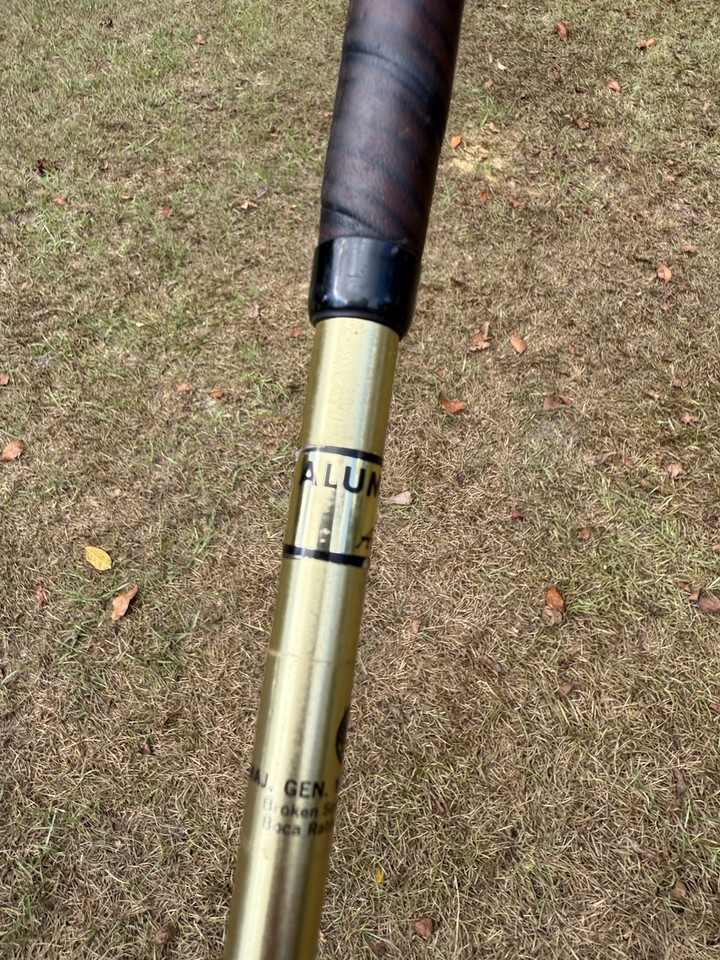 "EARLY TIMES" 24K Gold Plated RH 36" Mallet head Putter w/Cover ...