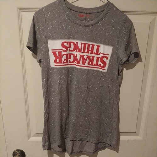 Stranger Things T-Shirt Upside Down Logo SM Netflix Exclusive | eBay