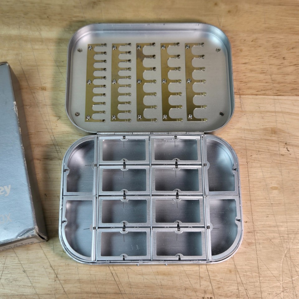 BRAND NEW Richard Wheatley fly box 1407 | eBay
