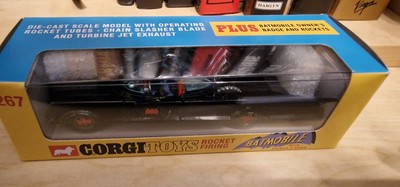 RT26701 CORGI Toys 267 - 1966 Batmobile With Batman & Robin (Reissue ...