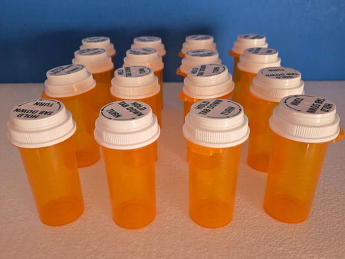 16 EMPTY PLASTIC PILL BOTTLES ~ WITH REVERSIBLE CAPS | eBay