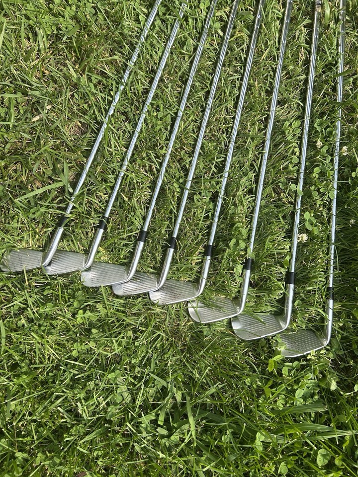 Titleist 695 MB Iron Set 3i-PW Golf Clubs Set | eBay