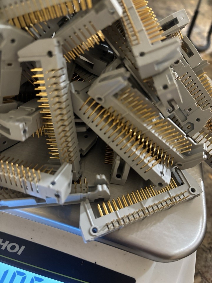421 Grams of Connector Pins Gold Plated For Gold Scrap Recovery | eBay