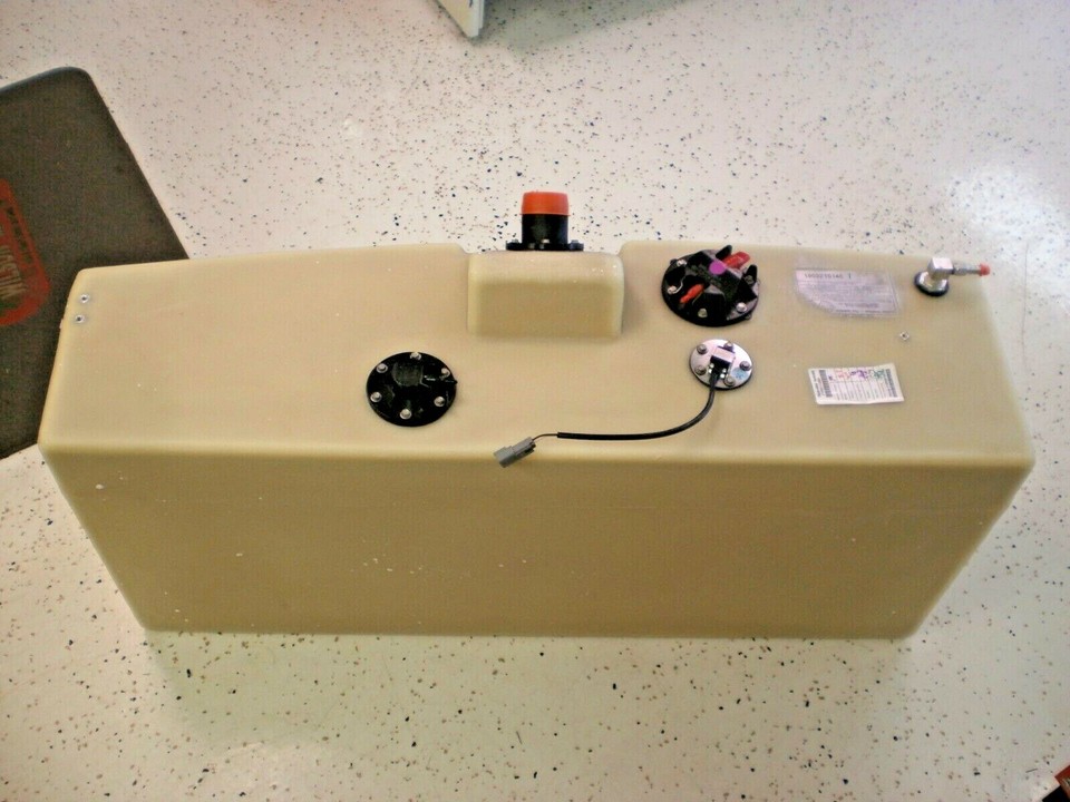 BENNINGTON PONTOON 36 GALLON FUEL TANK 44'' X 18'' X13'' WITH PICK UP ...