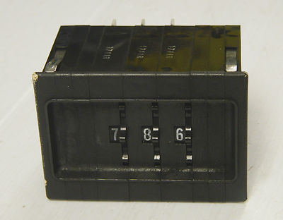 OMRON 3 DIGIT THUMBWHEEL COUNTER 1711R LRT206 | eBay