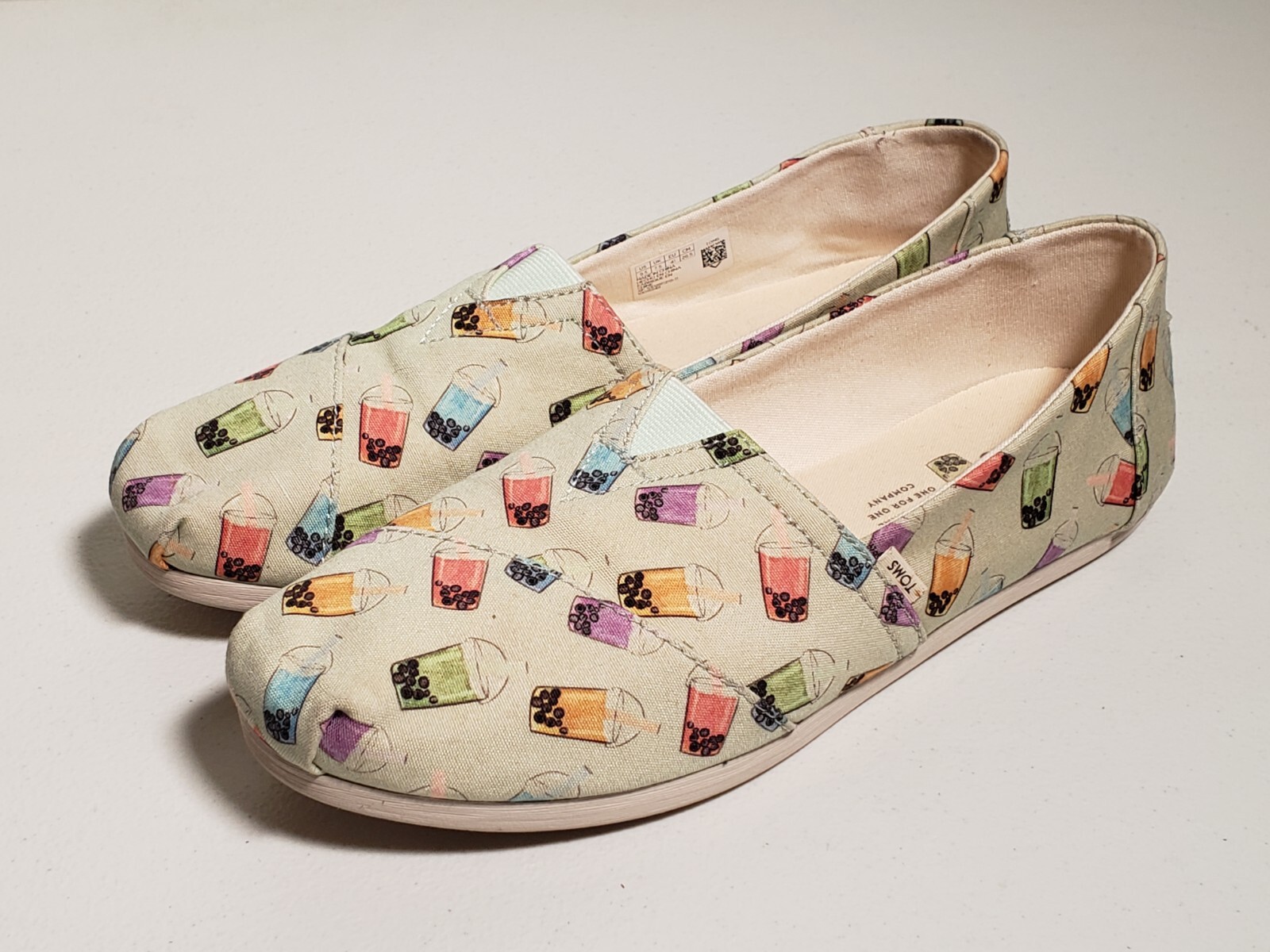TOMS Limited Edition Green Matcha Boba Tea Print Clas… - Gem