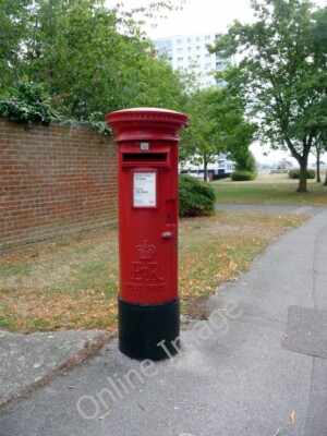 Photo 6x4 Elizabeth II Pillar Box, Gosport, Hampshire Newtown/SZ6199 ...