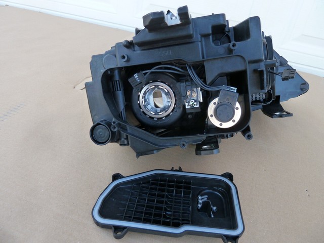 2018 Complete Audi Q3 Front Right Side Xenon Headlight OEM 8u0 941 006 ...
