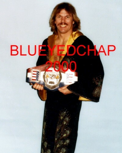 BUCK ZUMHOFE WRESTLER 8 X 10 WRESTLING PHOTO AWA | eBay