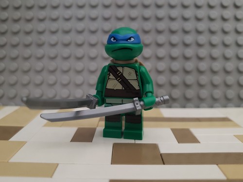 LEGO Leonardo Minifigure - 79103 Mutant Ninja Turtles TMNT Lair Attack ...