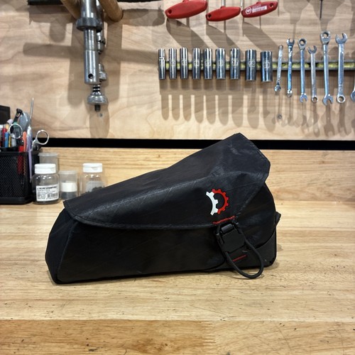 Revelate Designs Mag-Tank 2000 Bolt On Top Tube Bag, Shop NOS | eBay