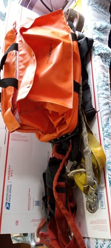 KLEIN Lineman Tree Pole Climbing Belts in Estex VINYL Tool Bag with ...