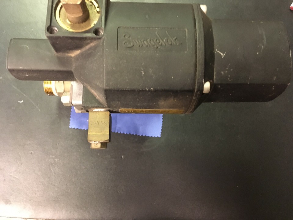 Swagelok 65TF12-33C Pneumatically Actuated 3/4" Ball Valve NC, Spring ...